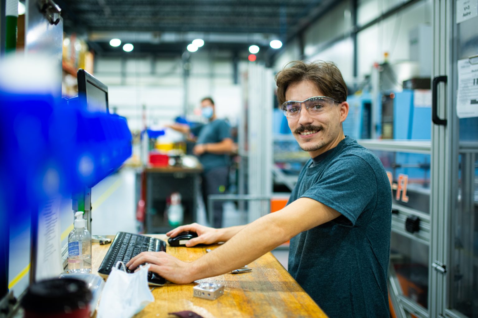 Travailler - Courant Lévis